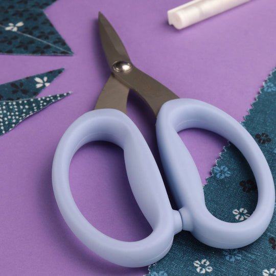 Precision Micro-Serrated Scissors, Blue - BOH25851 – Tom's Sewing