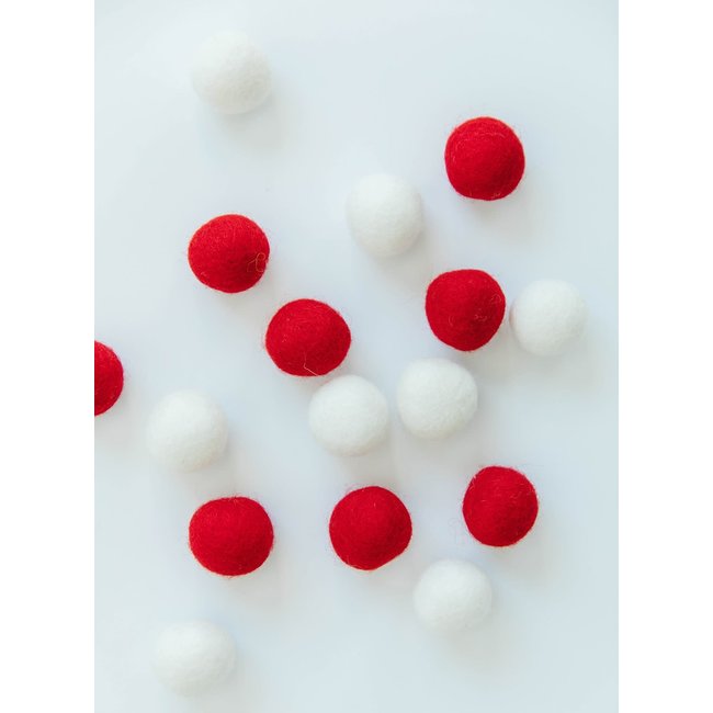 Red & White Wool Felt Balls (Disc) – Tom's Sewing